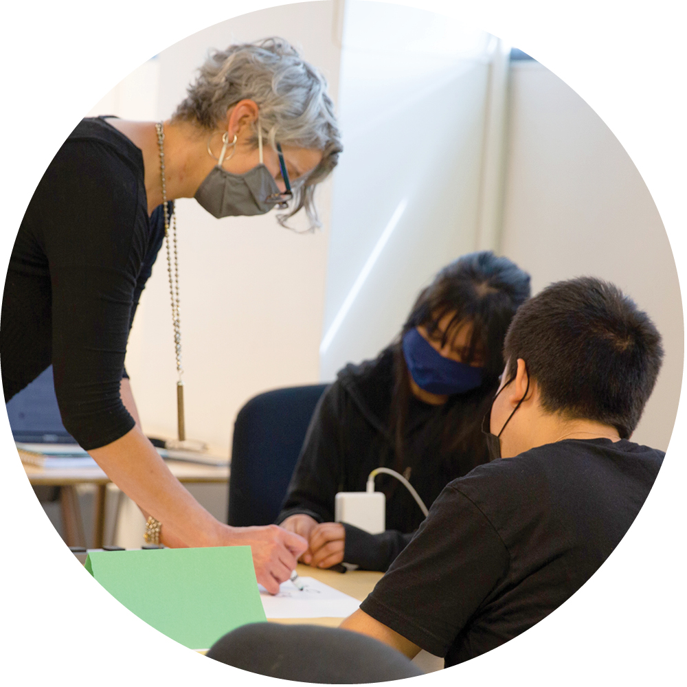 Newsletter Fall 2021 | Center for Equity and Excellence in Teaching and Learning (CEETL)